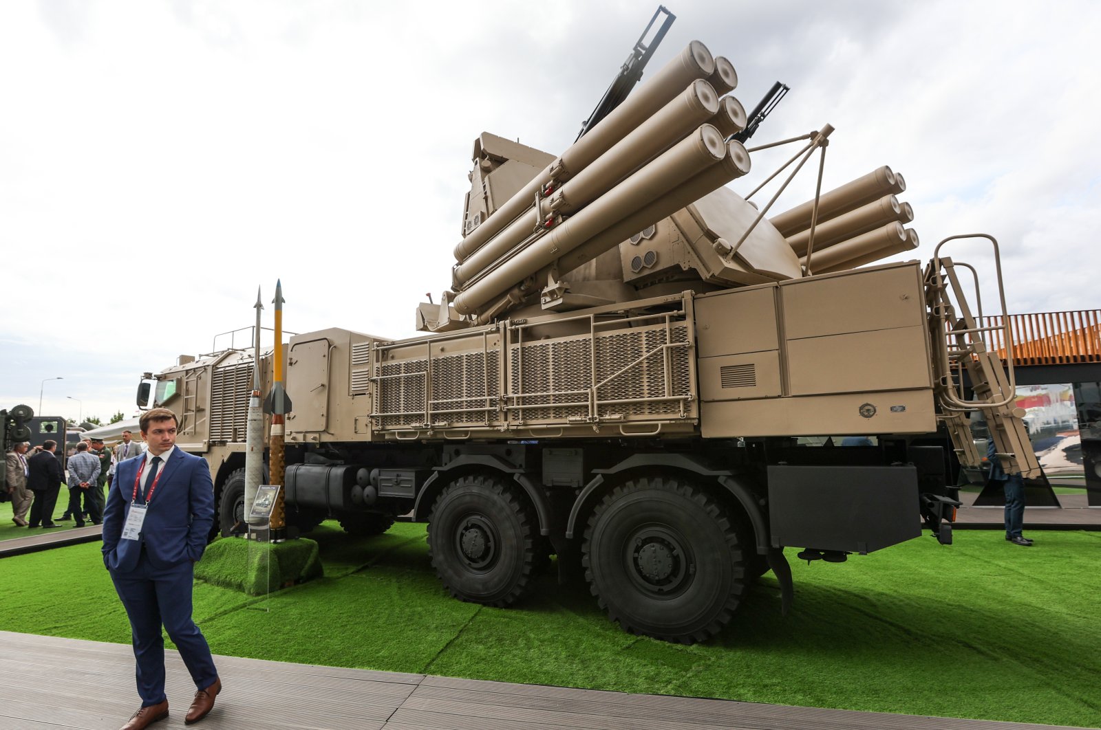 News @ M-Media – ရုရှားက စစ်ကောင်စီတပ်ထံသို့ Pantsir ဒုံးခွင်းစနစ ...